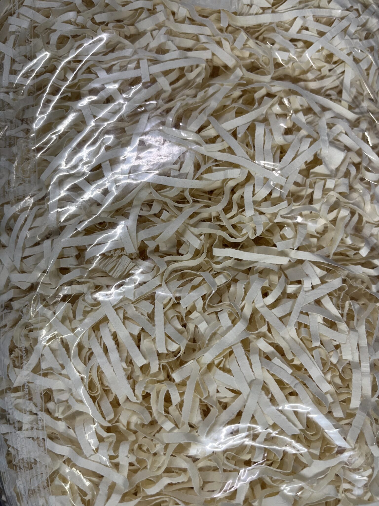 Paper shreds [cream] - Soapaloop